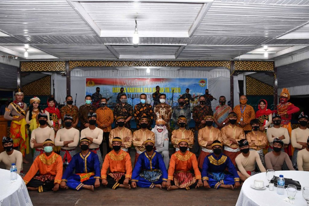 Taruna Taruni AAL pukau Undangan dengan Kesenian Nusantara – PEMKAB NATUNA