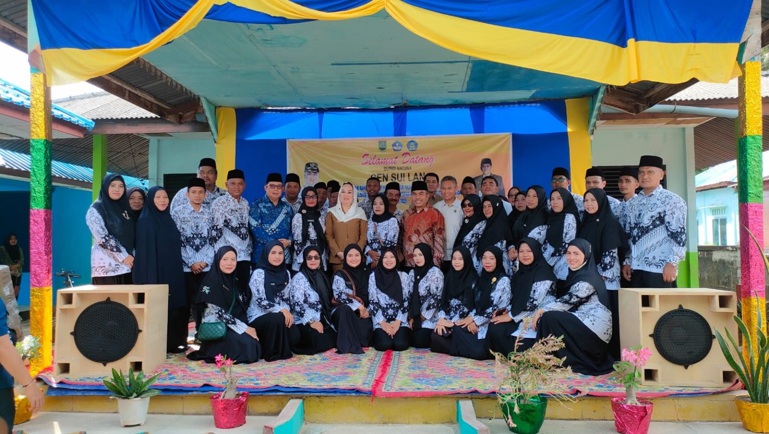 Bupati Natuna Peringati Hari Guru Nasional di Midai Melalui Penguatan ...